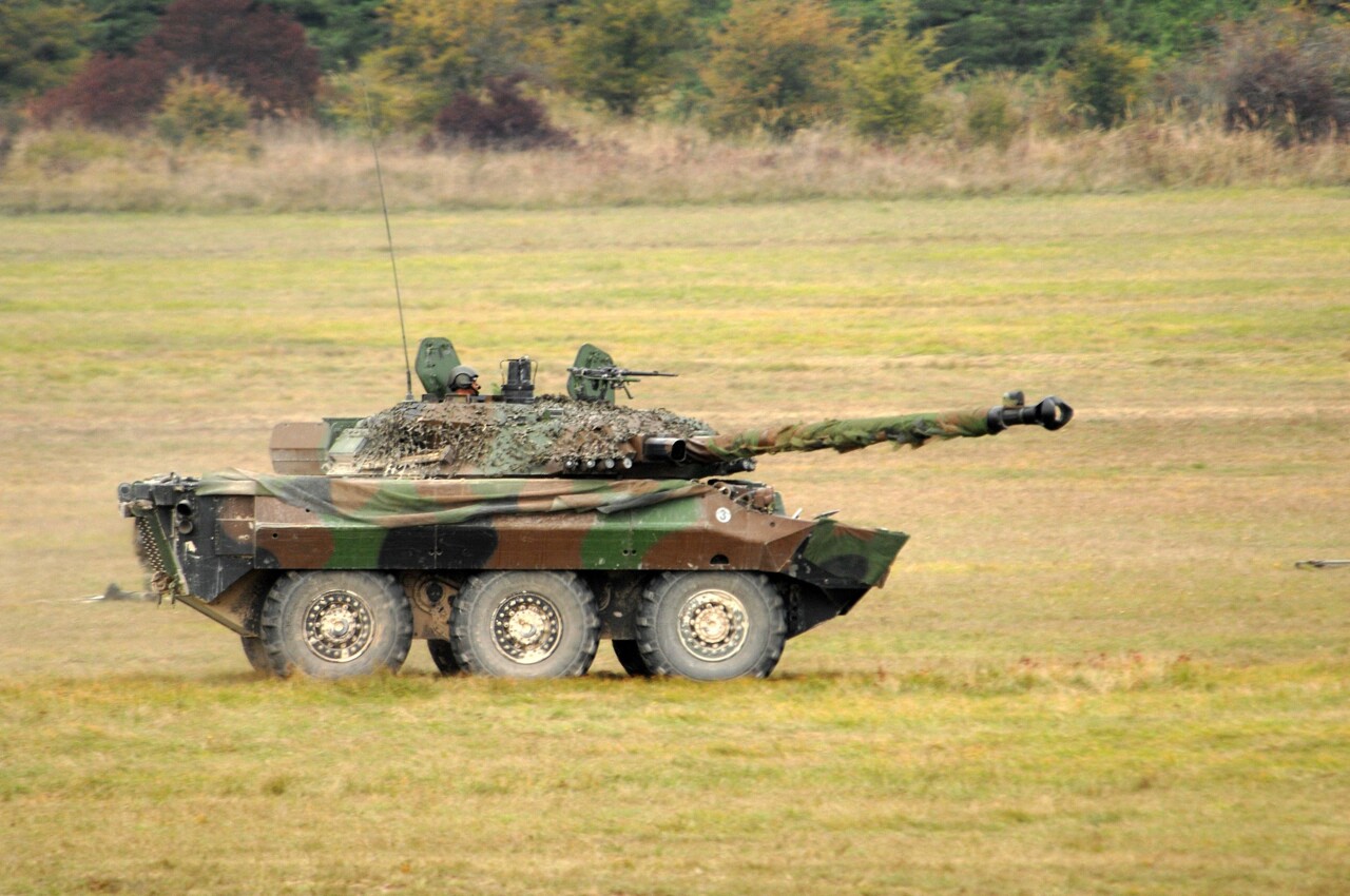 AMX-10RC : char ou pas char ? Non, Roue-Canon ! - Station Haxo